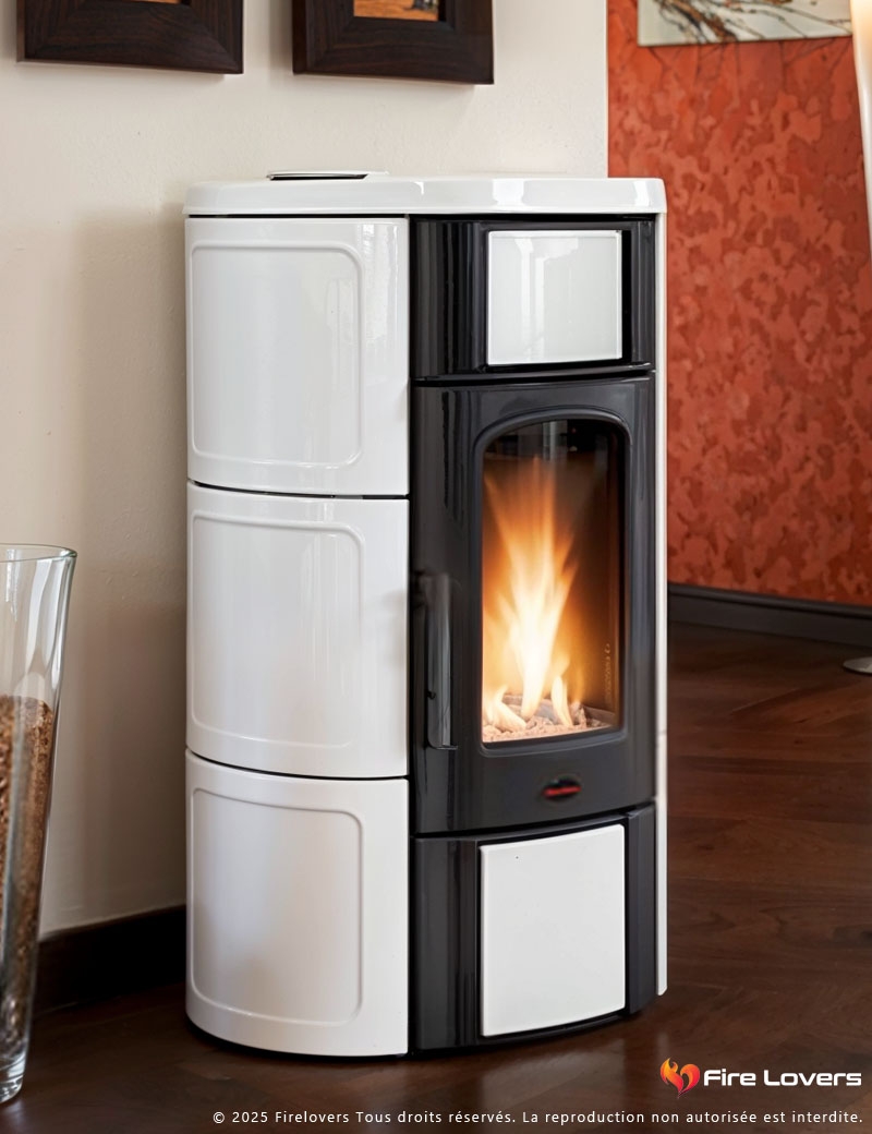 Iside Idro H15 18kW Poêle à granulés